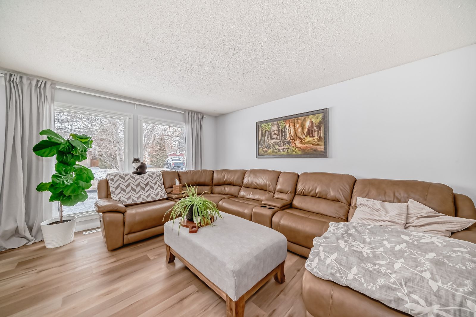 14231 26 Street NW, Edmonton AB | HonestDoor