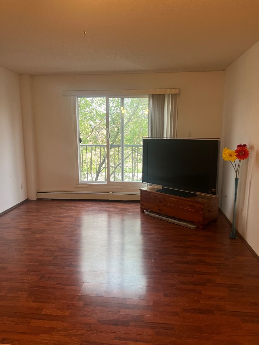 204 12404 114 Avenue NW, Edmonton AB | HonestDoor